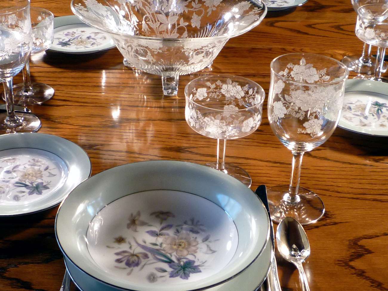 Flowers In December – Noritake Dinnerware and Monongah Crystal