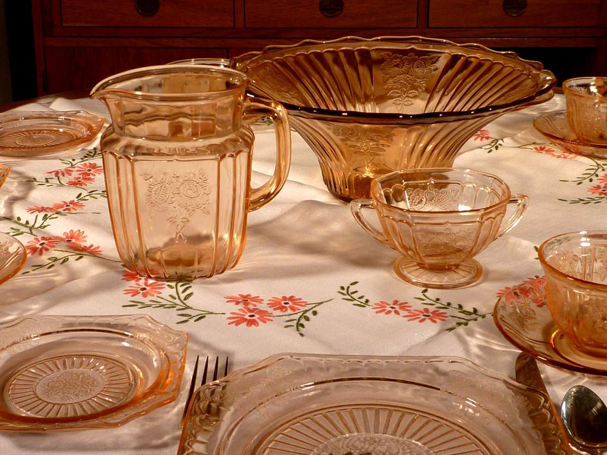 Roses Everywhere in the Depression- Mayfair Open Rose Pink Glass