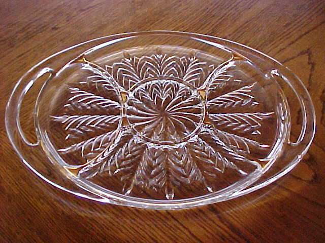 Gold Trimmed Vintage Glass from the 1940s to 1970s